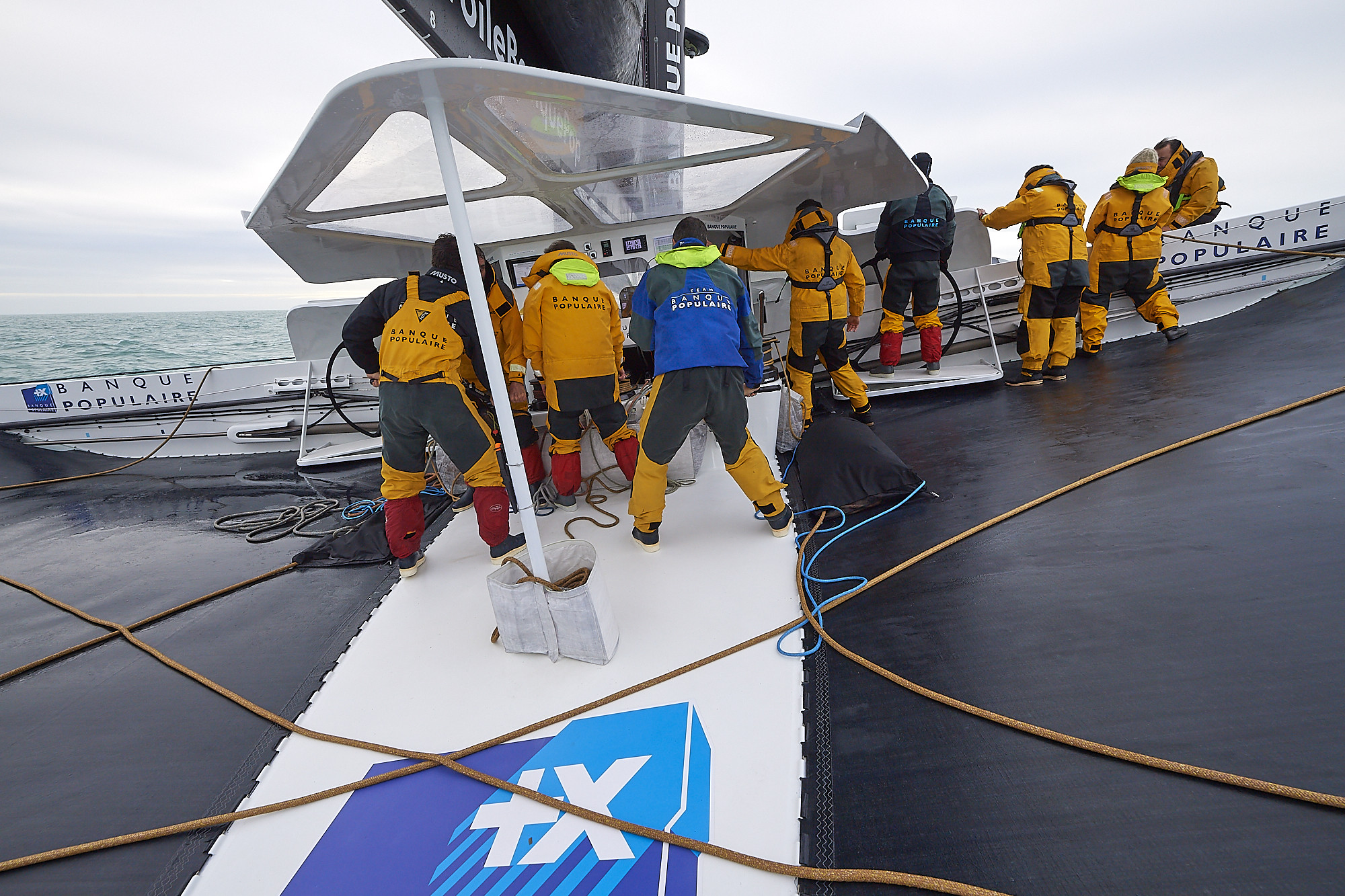 Navigations Maxi Banque Populaire IX - Janvier 2018 - Voile Banque ...